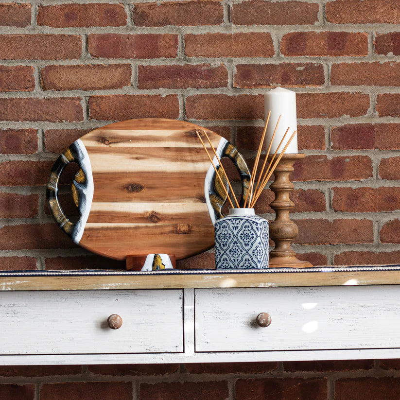 Mastering the Art of Hosting: A Guide to Choosing the Perfect Charcute