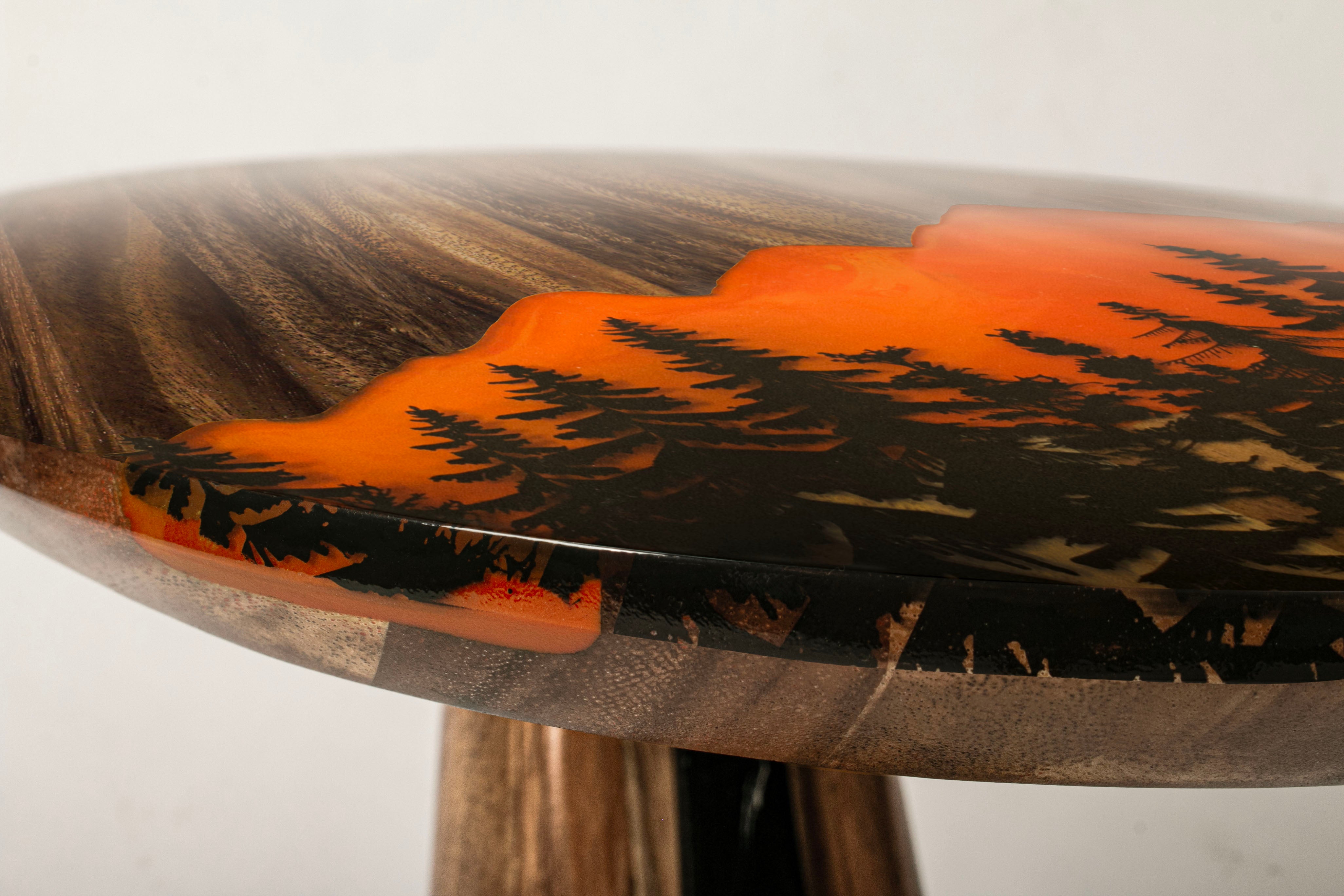 Oval Mountain Accent Table – Mesa Well